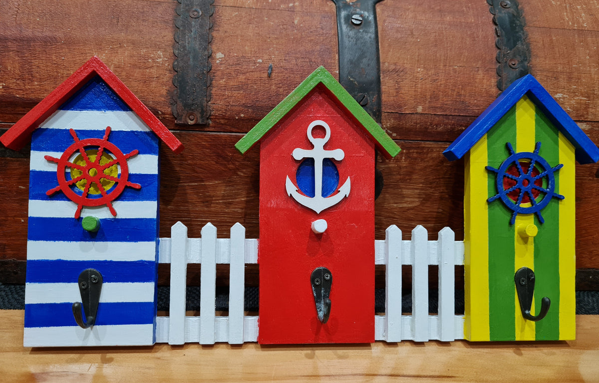 Beach House Keyrack – The Navigation Centre, Townsville - Est 1970